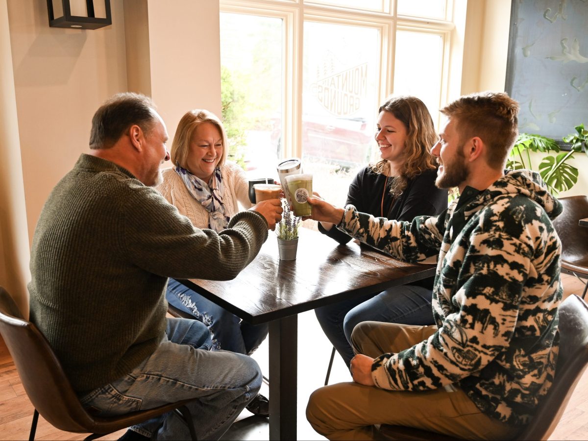 Mountain Grounds Coffee Shop | Locally Sourced Coffee & Seasonal ...